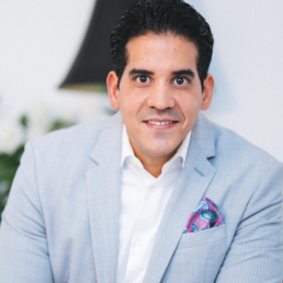 Dr. Ignacio Almanzar