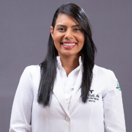 Dra. Ruth Esther Arias Bautista