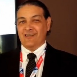 Dr. Raúl García Lithgow